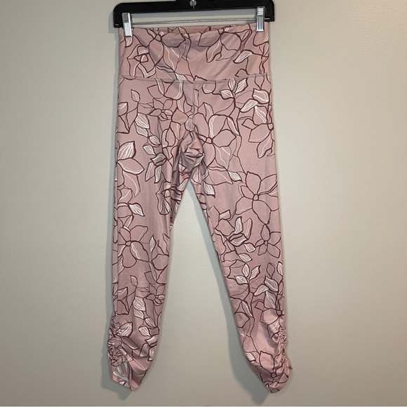 JoyLab | Pants & Jumpsuits | Joylab High Rise Flower Print Workout ...